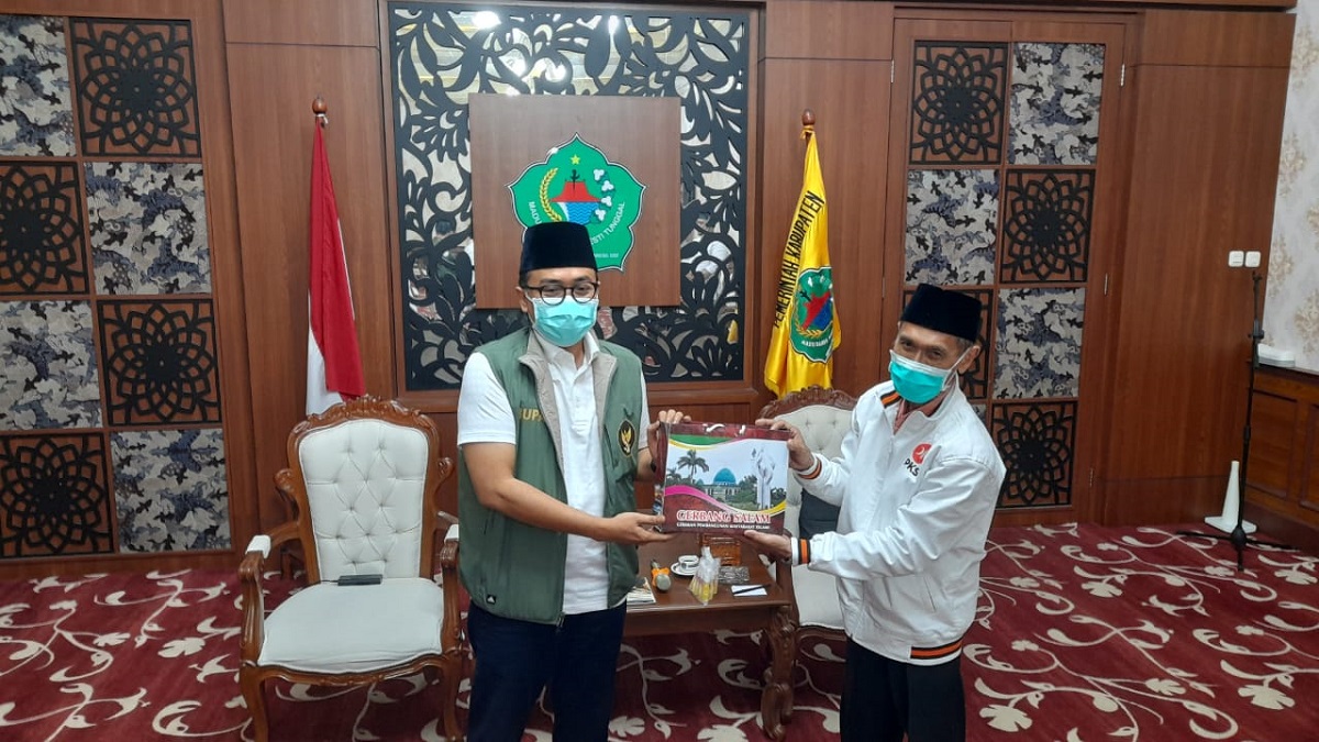 Bupati Paparkan Program Wamiramart pada Pengurus PKS – PAMEKASAN HEBAT